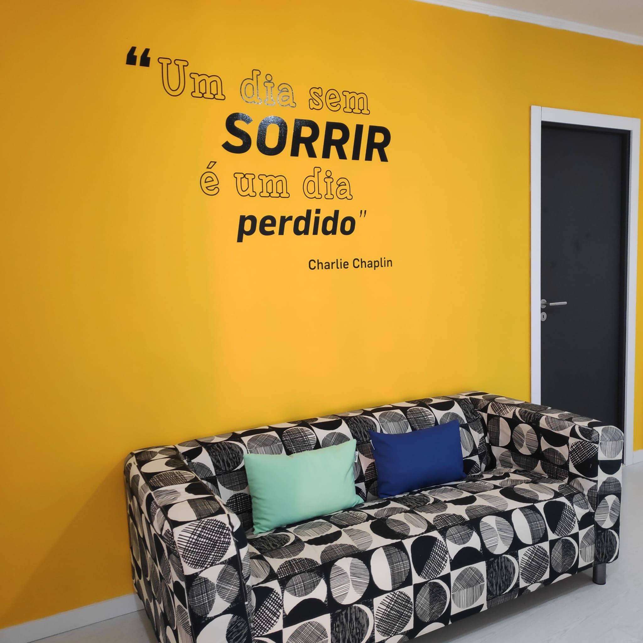 Move Cool Dance – porque quem Dança é muito mais feliz.