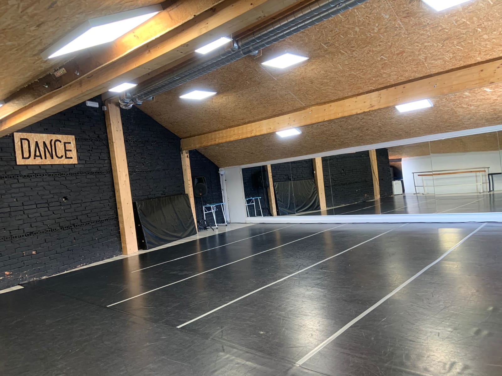 Move Cool Dance – porque quem Dança é muito mais feliz.